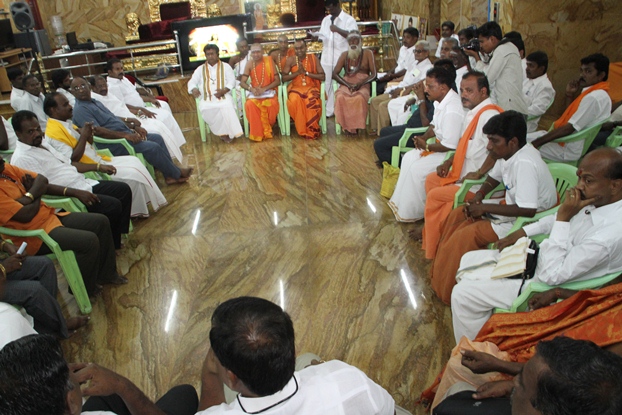 53 Prominent Hindu Organizations Unanimously Support Paramahamsa ...